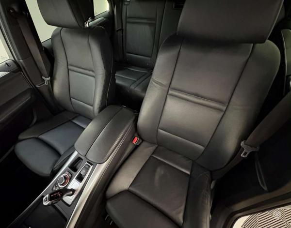 Balts BMW X5 2012 Marijampole, ar dzinēja tilpumu 2.99 L un nobraukumu 306 tūkst. km par 11850 €, foto 9 vietnē AUTOMOTO.COM.LV