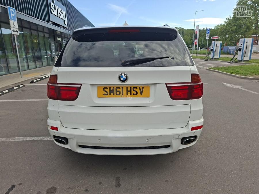 Balts BMW X5 2012 Alīta, ar dzinēja tilpumu 3.00 L un nobraukumu 198 tūkst. km par 3350 €, foto 3 vietnē AUTOMOTO.COM.LV