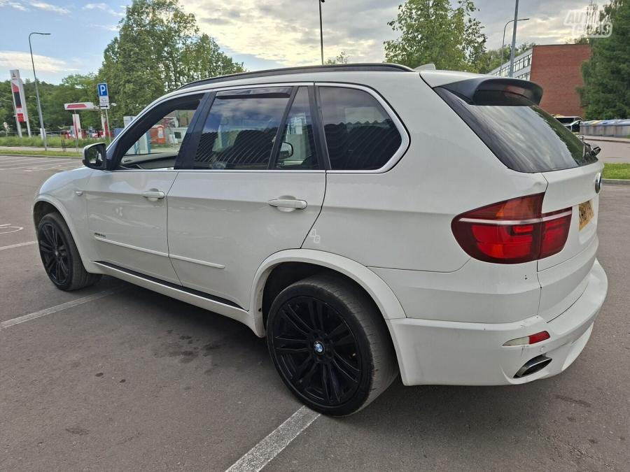 Balts BMW X5 2012 Alīta, ar dzinēja tilpumu 3.00 L un nobraukumu 198 tūkst. km par 3350 €, foto 4 vietnē AUTOMOTO.COM.LV