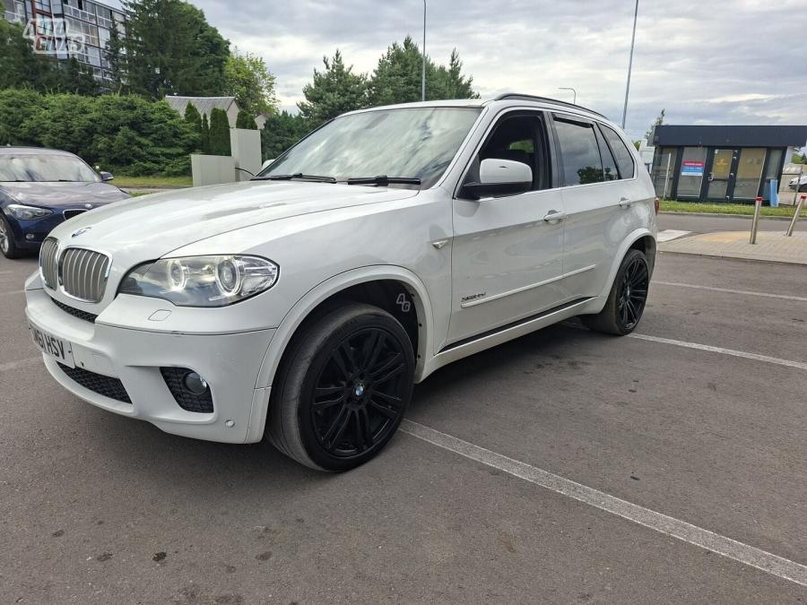 Balts BMW X5 2012 Alīta, ar dzinēja tilpumu 3.00 L un nobraukumu 198 tūkst. km par 3350 €, foto 6 vietnē AUTOMOTO.COM.LV