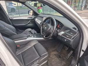 Balts BMW X5 2012 Alīta, ar dzinēja tilpumu 3.00 L un nobraukumu 198 tūkst. km par 3350 €, foto 9 vietnē AUTOMOTO.COM.LV