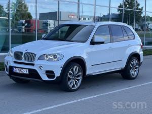 White BMW X5 2012 in Rezekne, with an engine capacity of 3.00 L and mileage of 210 thousand km for 15990 €, photo 3 on AUTOMOTO.COM.LV