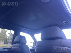 White BMW X5 2012 in Rezekne, with an engine capacity of 3.00 L and mileage of 210 thousand km for 15990 €, photo 18 on AUTOMOTO.COM.LV
