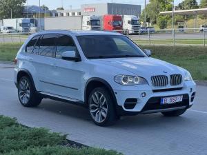 White BMW X5 2012 in Rezekne, with an engine capacity of 3.00 L and mileage of 210 thousand km for 15990 €, photo 4 on AUTOMOTO.COM.LV