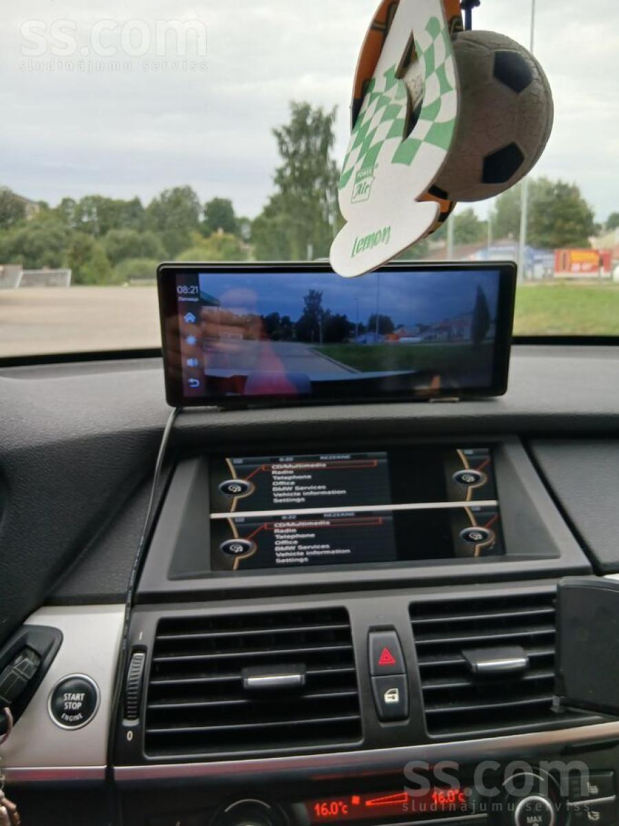 White BMW X5 2012 in Rezekne, with an engine capacity of 3.00 L and mileage of 296 thousand km for 10499 €, photo 11 on AUTOMOTO.COM.LV