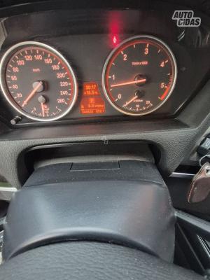 White BMW X5 2012 in Marijampole, with an engine capacity of 3.00 L and mileage of 347 thousand km for 13999 €, photo 23 on AUTOMOTO.COM.LV