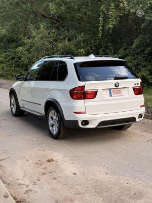 Balts BMW X5 2012 Viļņa, ar dzinēja tilpumu 2.98 L un nobraukumu 232 tūkst. km par 12200 €, foto 9 vietnē AUTOMOTO.COM.LV