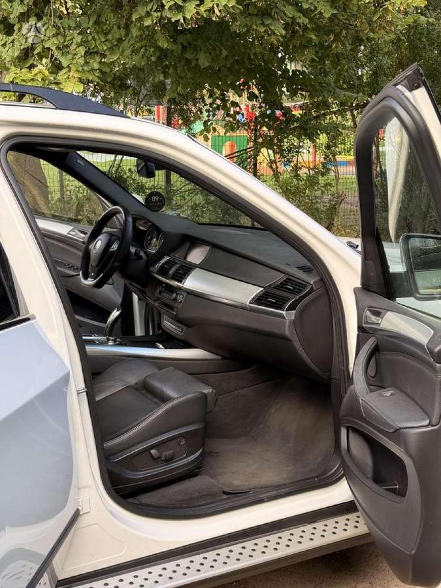 Balts BMW X5 2012 Viļņa, ar dzinēja tilpumu 2.98 L un nobraukumu 232 tūkst. km par 12200 €, foto 14 vietnē AUTOMOTO.COM.LV