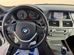 White BMW X5 2012 in Marijampole, with an engine capacity of 2.99 L and mileage of 270 thousand km for 10300 €, photo 11 on AUTOMOTO.COM.LV