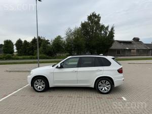 Balts BMW X5 2012 Cēsis, ar dzinēja tilpumu 3.00 L un nobraukumu 385 tūkst. km par 11500 €, foto 4 vietnē AUTOMOTO.COM.LV