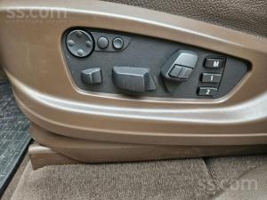 Balts BMW X5 2012 Rīga, ar dzinēja tilpumu 3.00 L un nobraukumu 374 tūkst. km par 9700 €, foto 13 vietnē AUTOMOTO.COM.LV