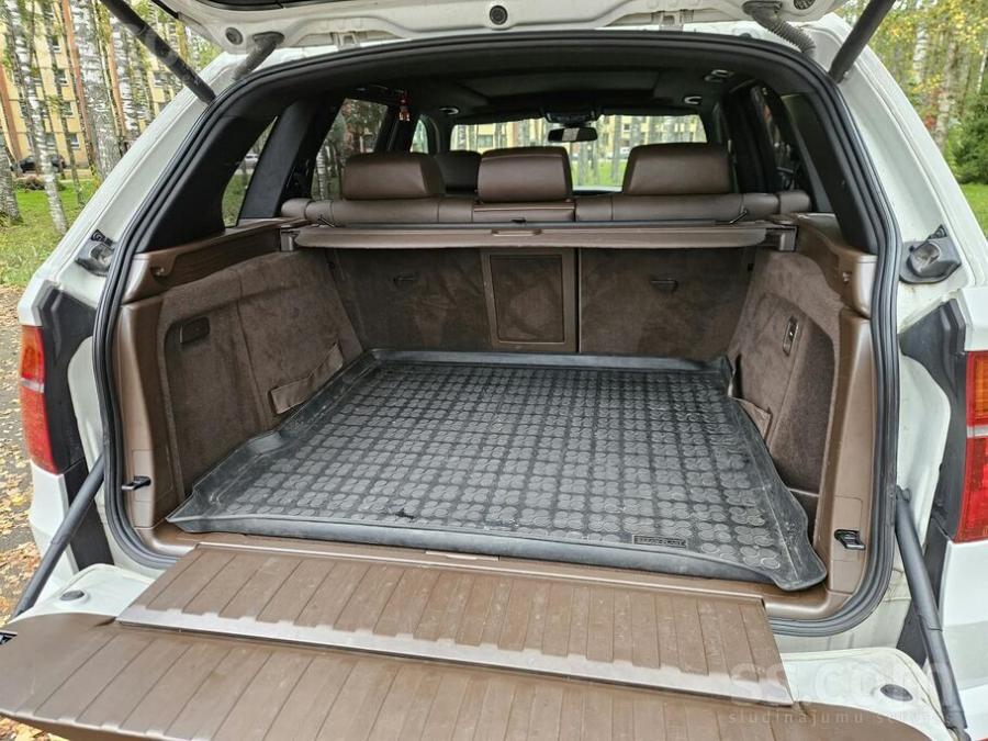Balts BMW X5 2012 Rīga, ar dzinēja tilpumu 3.00 L un nobraukumu 374 tūkst. km par 9700 €, foto 15 vietnē AUTOMOTO.COM.LV