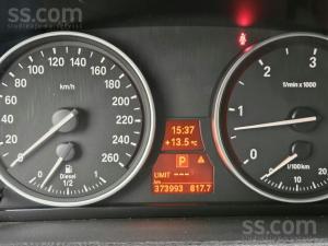 Balts BMW X5 2012 Rīga, ar dzinēja tilpumu 3.00 L un nobraukumu 374 tūkst. km par 9700 €, foto 16 vietnē AUTOMOTO.COM.LV