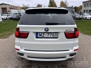 White BMW X5 2012 in Limbazi, with an engine capacity of 3.00 L and mileage of 198 thousand km for 13950 €, photo 6 on AUTOMOTO.COM.LV