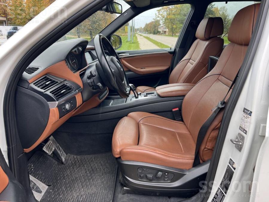 White BMW X5 2012 in Limbazi, with an engine capacity of 3.00 L and mileage of 198 thousand km for 13950 €, photo 10 on AUTOMOTO.COM.LV