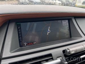 White BMW X5 2012 in Limbazi, with an engine capacity of 3.00 L and mileage of 198 thousand km for 13950 €, photo 20 on AUTOMOTO.COM.LV