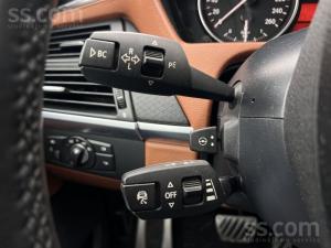 White BMW X5 2012 in Limbazi, with an engine capacity of 3.00 L and mileage of 198 thousand km for 13950 €, photo 28 on AUTOMOTO.COM.LV