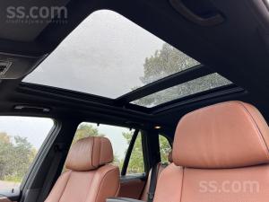 White BMW X5 2012 in Limbazi, with an engine capacity of 3.00 L and mileage of 198 thousand km for 13950 €, photo 33 on AUTOMOTO.COM.LV