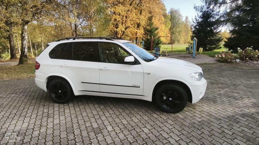 Balts BMW X5 2012 Tauragė, ar dzinēja tilpumu 3.00 L un nobraukumu 332 tūkst. km par 6200 €, foto 7 vietnē AUTOMOTO.COM.LV