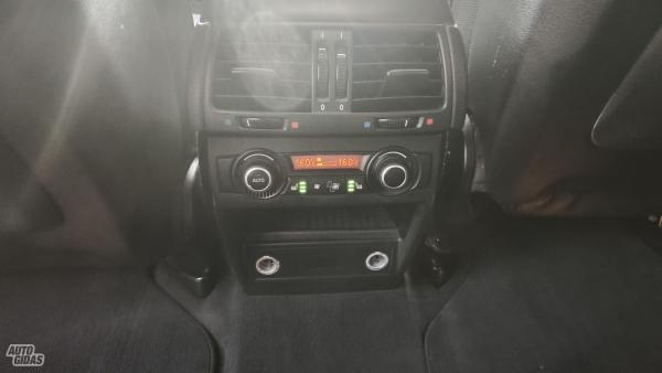 White BMW X5 2012 in Taurage, with an engine capacity of 3.00 L and mileage of 332 thousand km for 6200 €, photo 10 on AUTOMOTO.COM.LV