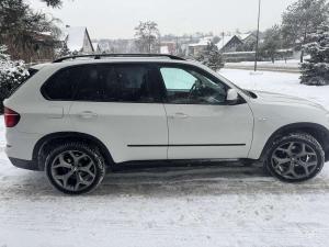 White BMW X5 2013 in Kaunas, with an engine capacity of 2.99 L and mileage of 256 thousand km for 10700 €, photo 7 on AUTOMOTO.COM.LV
