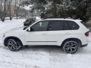 White BMW X5 2013 in Kaunas, with an engine capacity of 2.99 L and mileage of 256 thousand km for 10700 €, photo 13 on AUTOMOTO.COM.LV