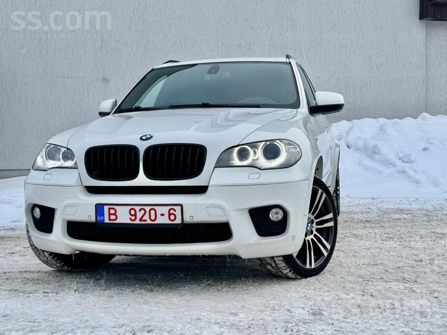 Balts BMW X5 2013 Jelgava, ar dzinēja tilpumu 3.00 L un nobraukumu 0 tūkst. km par 11500 €, foto 1 vietnē AUTOMOTO.COM.LV