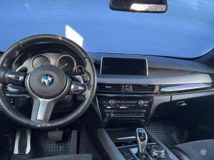 Balts BMW X5 2013 Šauļi, ar dzinēja tilpumu 2.99 L un nobraukumu 397 tūkst. km par 17000 €, foto 6 vietnē AUTOMOTO.COM.LV