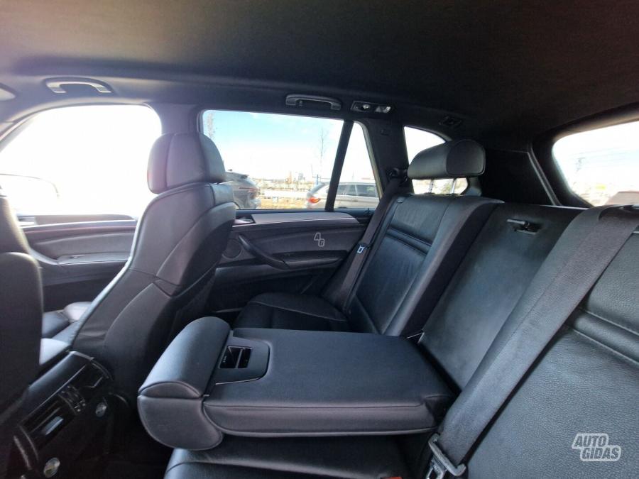 Balts BMW X5 2013 Viļņa, ar dzinēja tilpumu 3.00 L un nobraukumu 278 tūkst. km par 12899 €, foto 21 vietnē AUTOMOTO.COM.LV