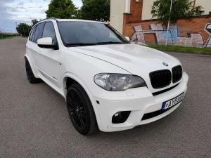 White BMW X5 2013 in Siauliai, with an engine capacity of 2.99 L and mileage of 295 thousand km for 12750 €, photo 4 on AUTOMOTO.COM.LV