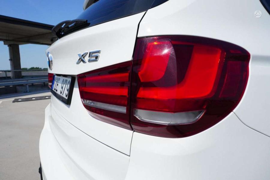Balts BMW X5 2013 Viļņa, ar dzinēja tilpumu 2.99 L un nobraukumu 403 tūkst. km par 16000 €, foto 7 vietnē AUTOMOTO.COM.LV