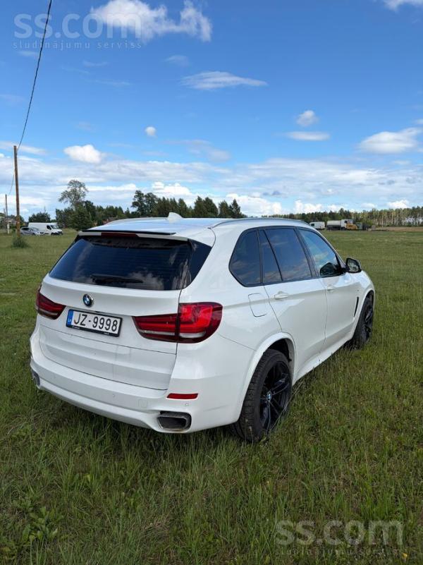 Balts BMW X5 2013 Rīga, ar dzinēja tilpumu 3.00 L un nobraukumu 267 tūkst. km par 15200 €, foto 8 vietnē AUTOMOTO.COM.LV