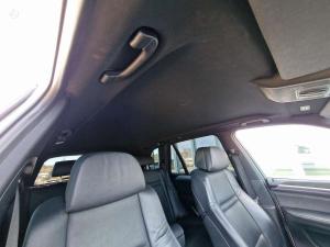 White BMW X5 2013 in Vilnius, with an engine capacity of 2.99 L and mileage of 270 thousand km for 11790 €, photo 12 on AUTOMOTO.COM.LV