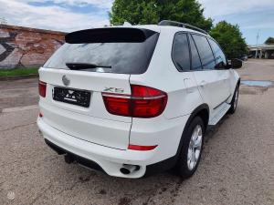 Balts BMW X5 2013 Šauļi, ar dzinēja tilpumu 3.50 L un nobraukumu 401 tūkst. km par 9200 €, foto 5 vietnē AUTOMOTO.COM.LV
