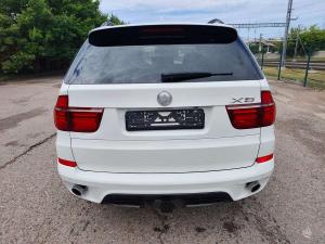 Balts BMW X5 2013 Šauļi, ar dzinēja tilpumu 3.50 L un nobraukumu 401 tūkst. km par 9200 €, foto 6 vietnē AUTOMOTO.COM.LV