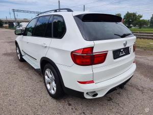 Balts BMW X5 2013 Šauļi, ar dzinēja tilpumu 3.50 L un nobraukumu 401 tūkst. km par 9200 €, foto 7 vietnē AUTOMOTO.COM.LV