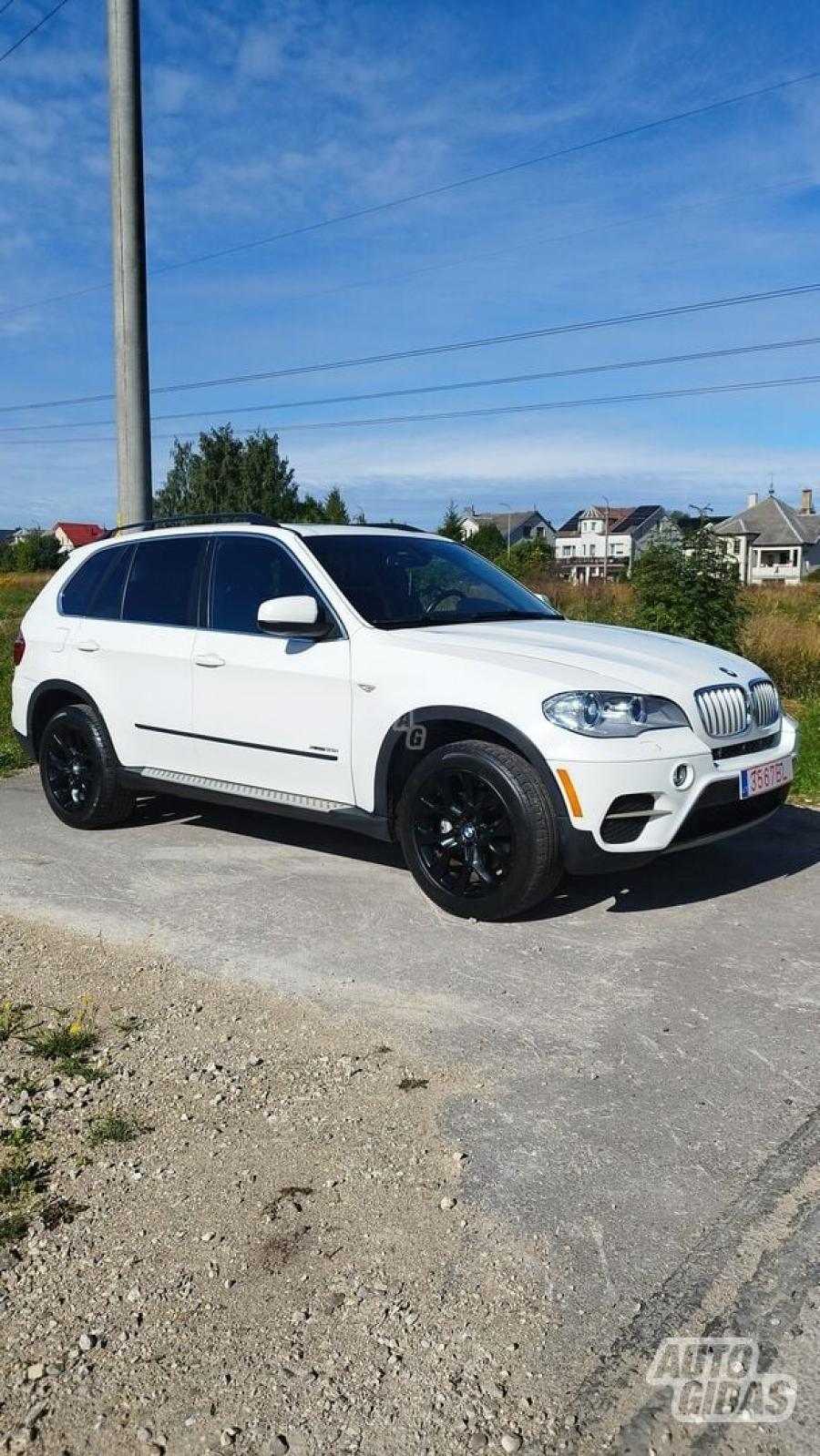 Balts BMW X5 2013 Šauļi, ar dzinēja tilpumu 3.00 L un nobraukumu 172 tūkst. km par 12400 €, foto 37 vietnē AUTOMOTO.COM.LV