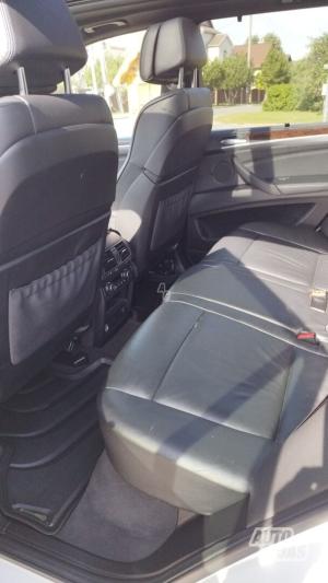 Balts BMW X5 2013 Šauļi, ar dzinēja tilpumu 3.00 L un nobraukumu 172 tūkst. km par 12400 €, foto 9 vietnē AUTOMOTO.COM.LV