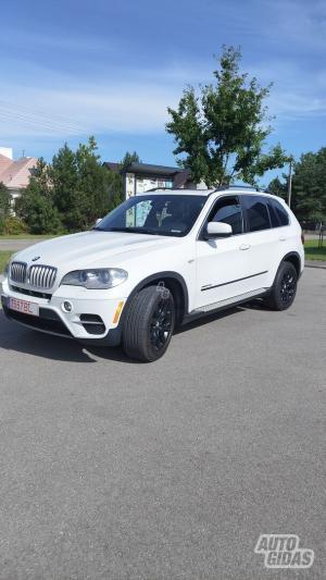 Balts BMW X5 2013 Šauļi, ar dzinēja tilpumu 3.00 L un nobraukumu 172 tūkst. km par 12400 €, foto 10 vietnē AUTOMOTO.COM.LV