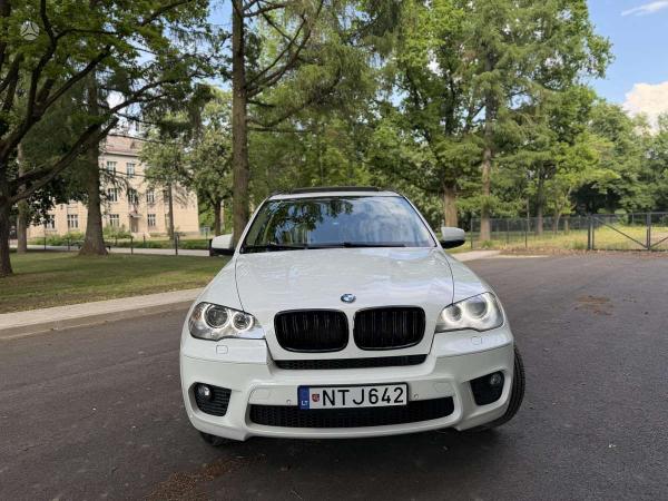 Balts BMW X5 2013 Kauņa, ar dzinēja tilpumu 2.98 L un nobraukumu 249 tūkst. km par 6450 €, foto 2 vietnē AUTOMOTO.COM.LV