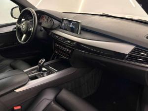 Balts BMW X5 2013 Marijampole, ar dzinēja tilpumu 2.99 L un nobraukumu 235 tūkst. km par 19500 €, foto 18 vietnē AUTOMOTO.COM.LV