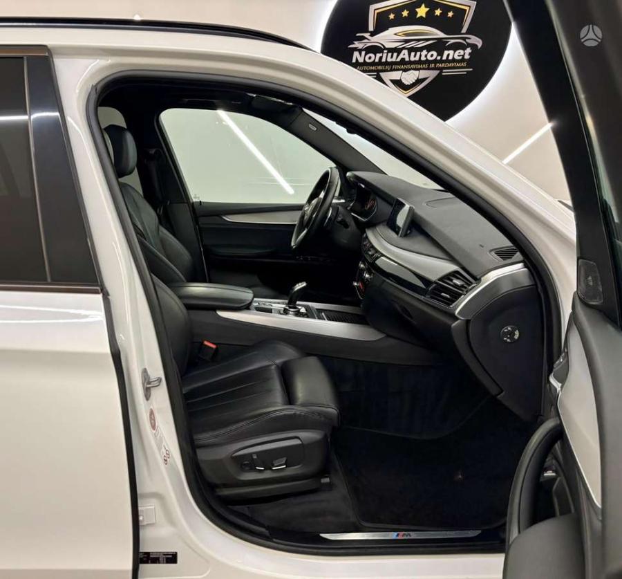 Balts BMW X5 2013 Marijampole, ar dzinēja tilpumu 2.99 L un nobraukumu 235 tūkst. km par 19500 €, foto 19 vietnē AUTOMOTO.COM.LV