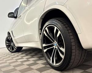 Balts BMW X5 2013 Marijampole, ar dzinēja tilpumu 2.99 L un nobraukumu 235 tūkst. km par 19500 €, foto 23 vietnē AUTOMOTO.COM.LV