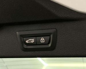 Balts BMW X5 2013 Marijampole, ar dzinēja tilpumu 2.99 L un nobraukumu 235 tūkst. km par 19500 €, foto 33 vietnē AUTOMOTO.COM.LV