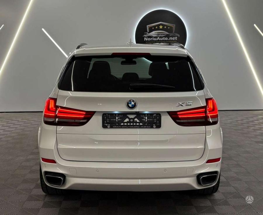 Balts BMW X5 2013 Marijampole, ar dzinēja tilpumu 2.99 L un nobraukumu 235 tūkst. km par 19500 €, foto 34 vietnē AUTOMOTO.COM.LV