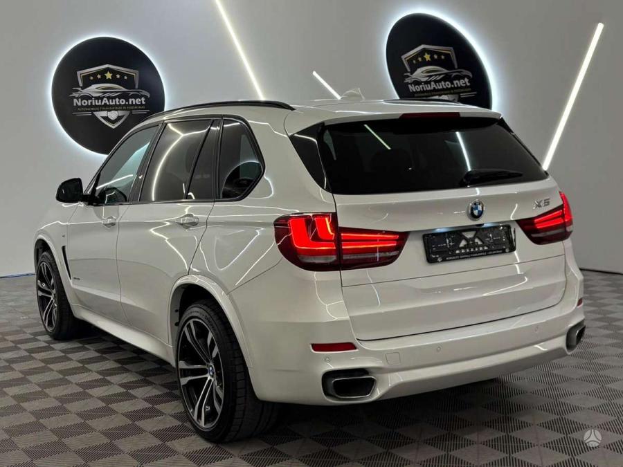 Balts BMW X5 2013 Marijampole, ar dzinēja tilpumu 2.99 L un nobraukumu 235 tūkst. km par 19500 €, foto 36 vietnē AUTOMOTO.COM.LV
