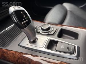 Balts BMW X5 2013 Jūrmala, ar dzinēja tilpumu 3.00 L un nobraukumu 232 tūkst. km par 12390 €, foto 16 vietnē AUTOMOTO.COM.LV