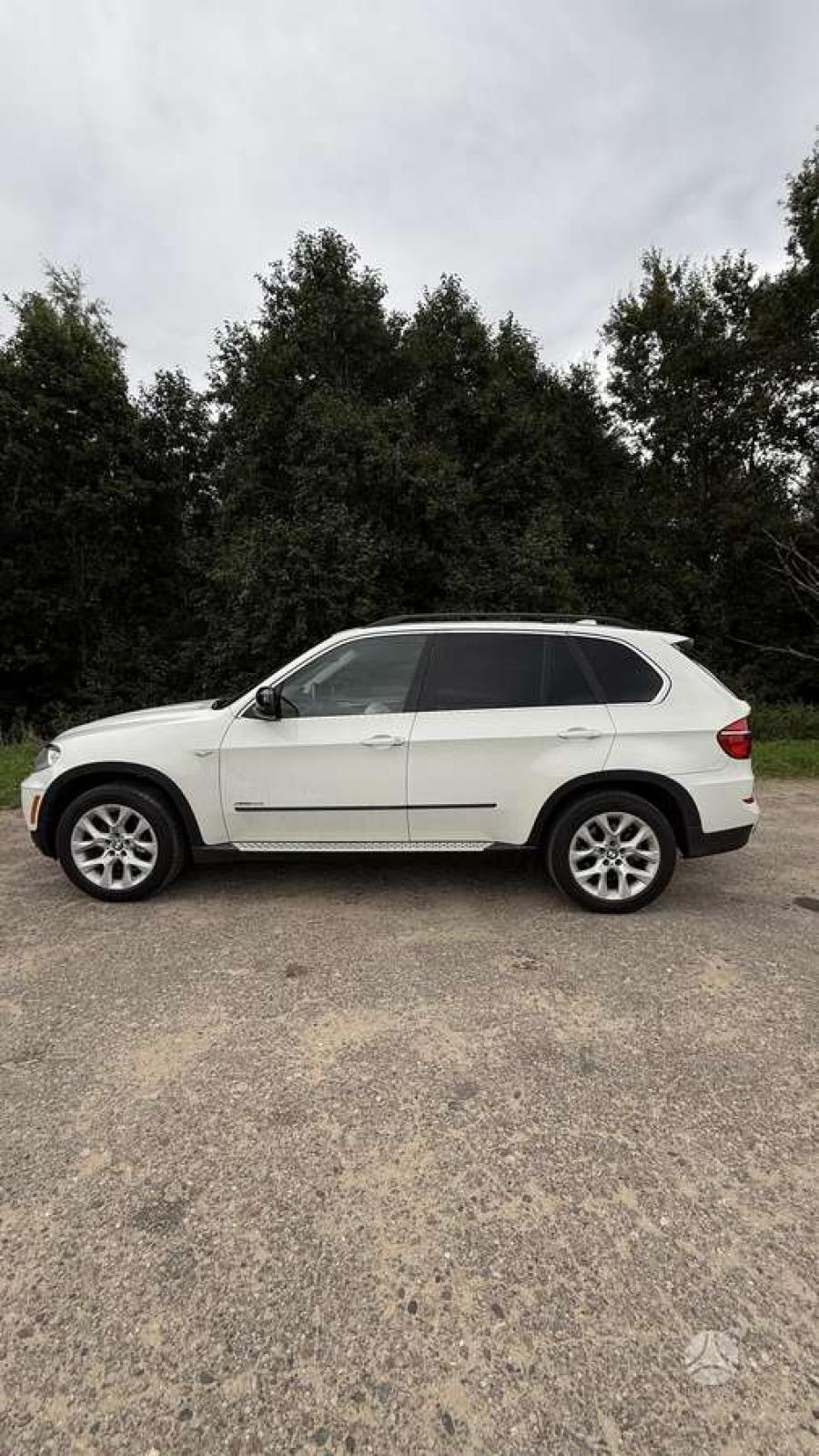 Balts BMW X5 2013 Šauļi, ar dzinēja tilpumu 2.98 L un nobraukumu 228 tūkst. km par 9800 €, foto 3 vietnē AUTOMOTO.COM.LV