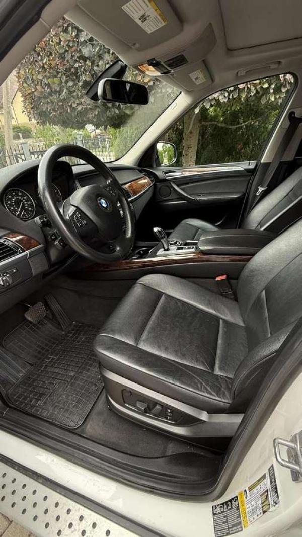 Balts BMW X5 2013 Šauļi, ar dzinēja tilpumu 2.98 L un nobraukumu 228 tūkst. km par 9800 €, foto 6 vietnē AUTOMOTO.COM.LV
