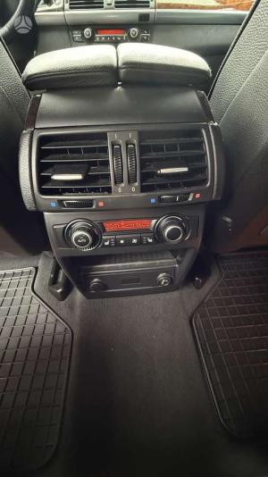 Balts BMW X5 2013 Šauļi, ar dzinēja tilpumu 2.98 L un nobraukumu 228 tūkst. km par 9800 €, foto 16 vietnē AUTOMOTO.COM.LV